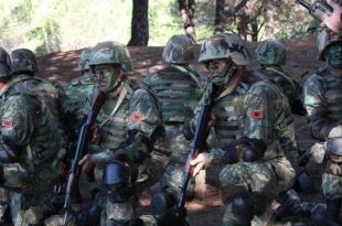 ВУЧИЋ НИ ДА ПИСНЕ: Војска Албаније ушла на Kосово, распоређена за ...