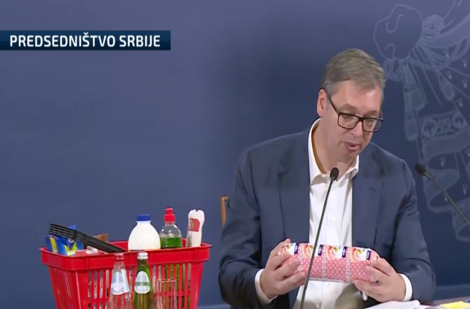 Чико, јел сав овај паризер твој? (видео)